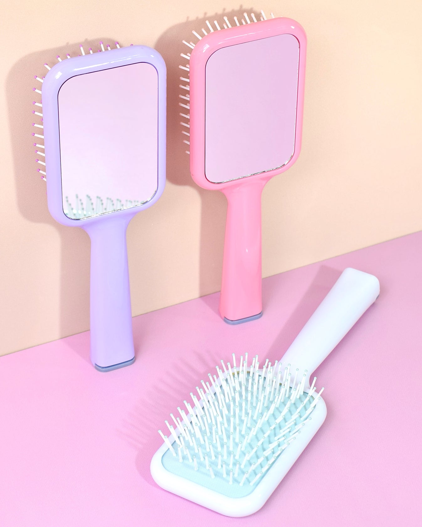 Cepillo para cabello y espejo Aura práctico y portátil – Kofra Beauty co